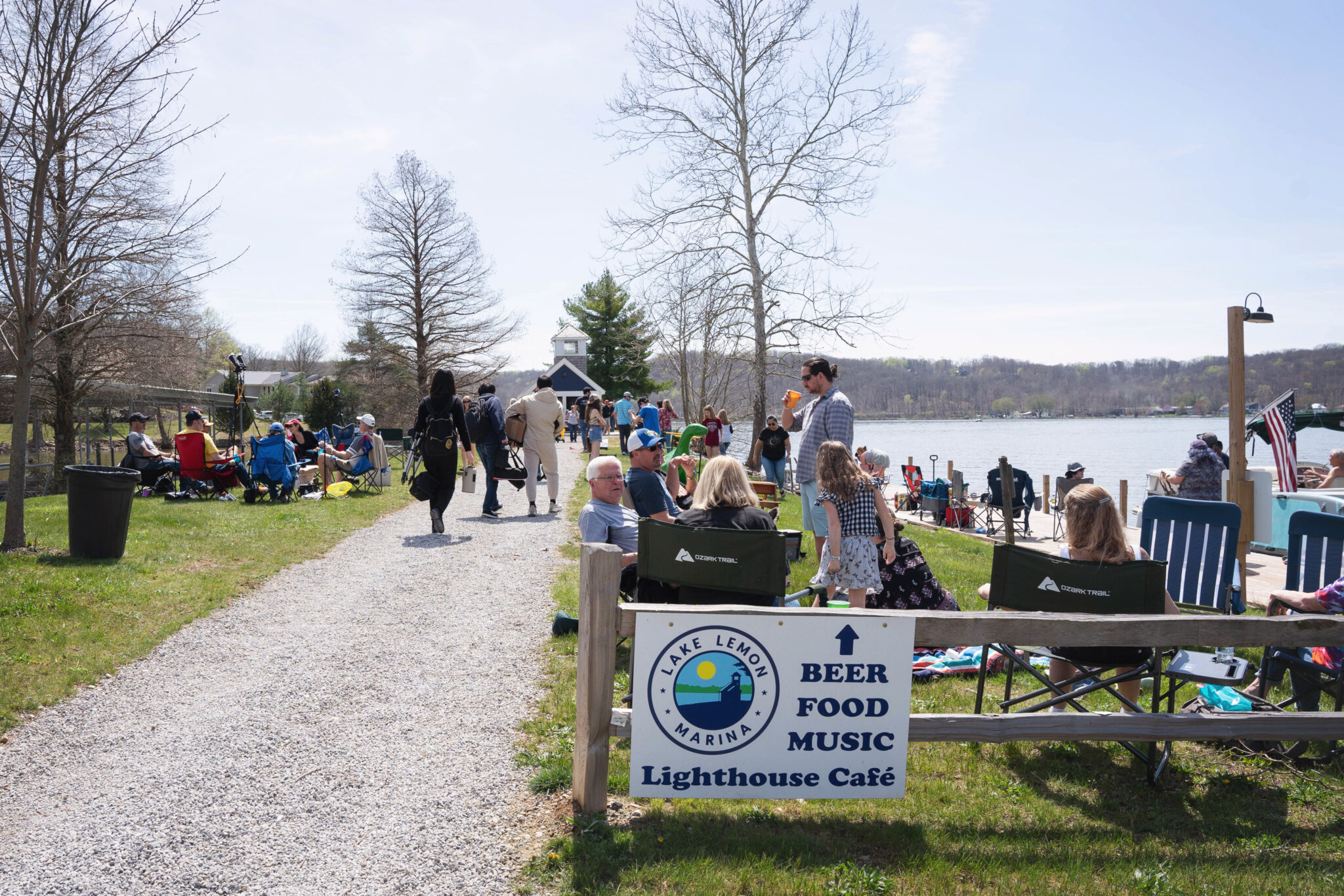 Lighthouse Café – Lake Lemon Marina
